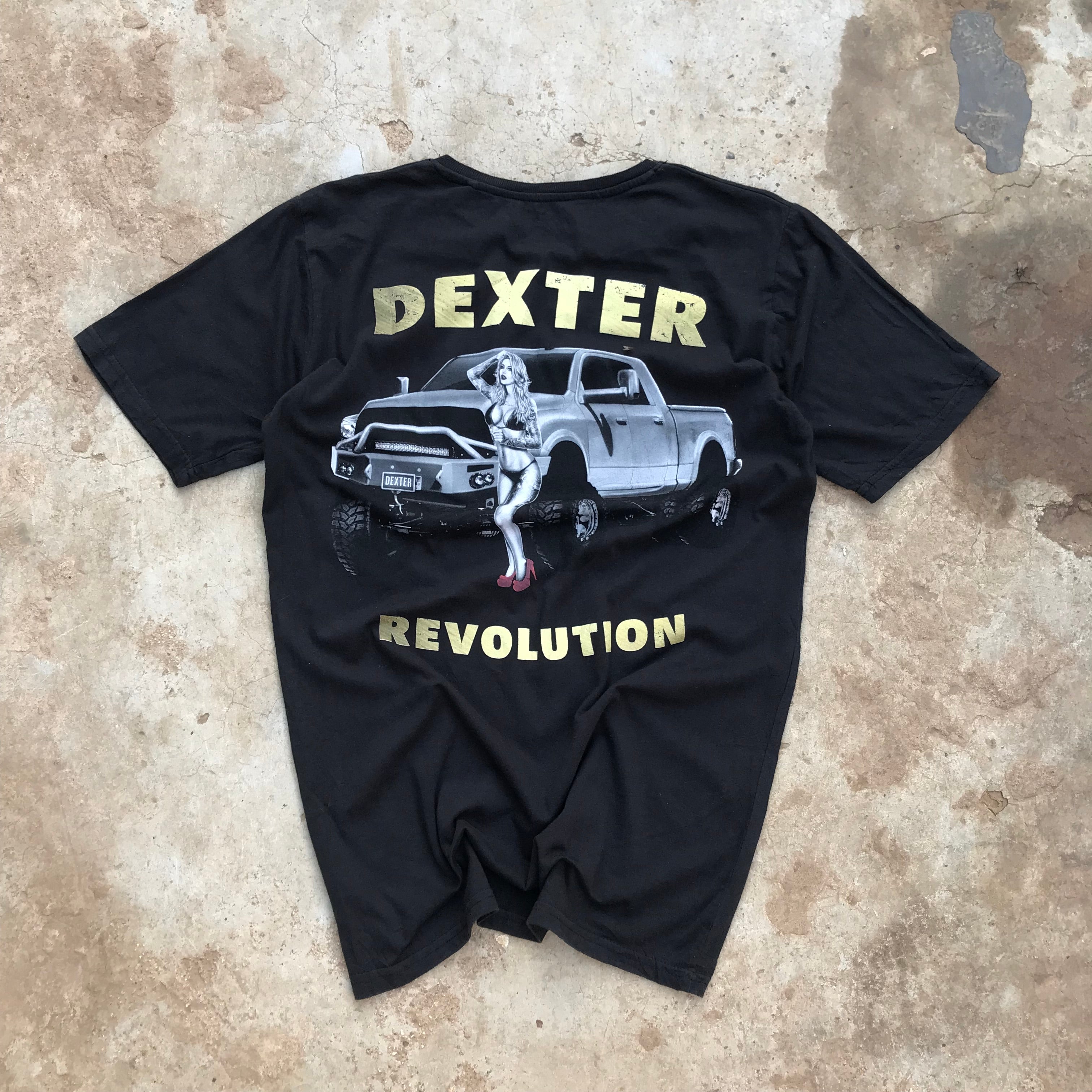 Dexter - MEDIUM - T Shirt – Thrifters Universe